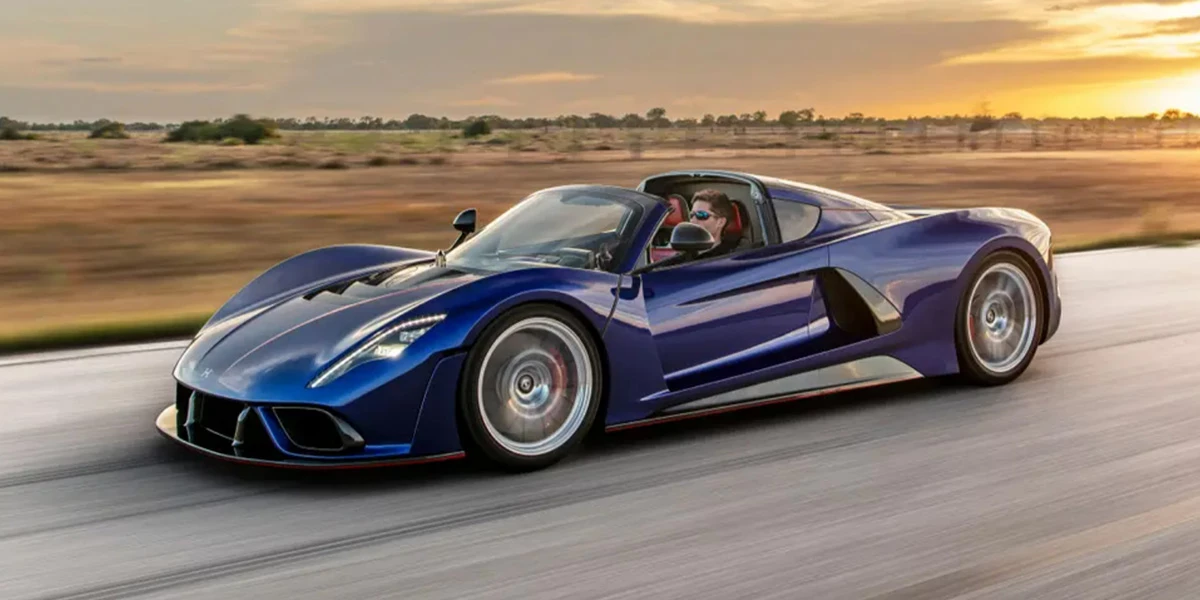 1817 Beygirlik Hennessey Venom F5 Revolution Roadster Tanıtıldı - Sixt ...